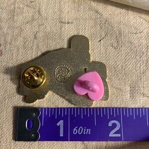 kaiyo | Jewelry | Strawberry Roller Skate Pin | Poshmark
